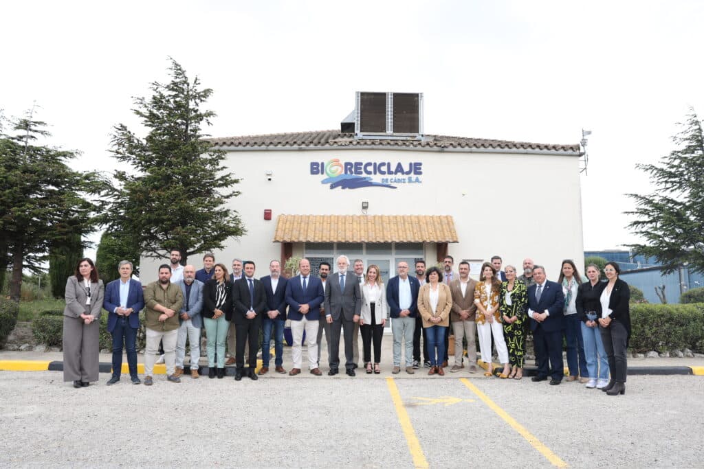 Innovaciones en el Tratamiento de Residuos: La Planta de Miramundo ...