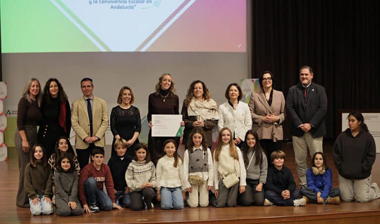 La Junta Aprecia el Compromiso de la Comunidad Educativa para Fomentar ...